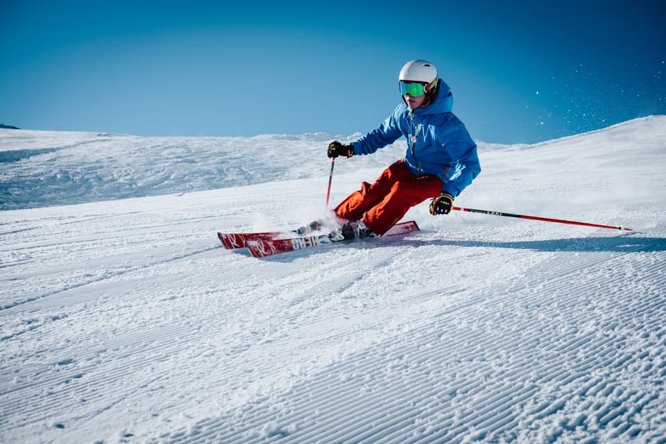 Solo Ski Holidays 2026/2027 | Skiing Holidays for Solo & Single ...