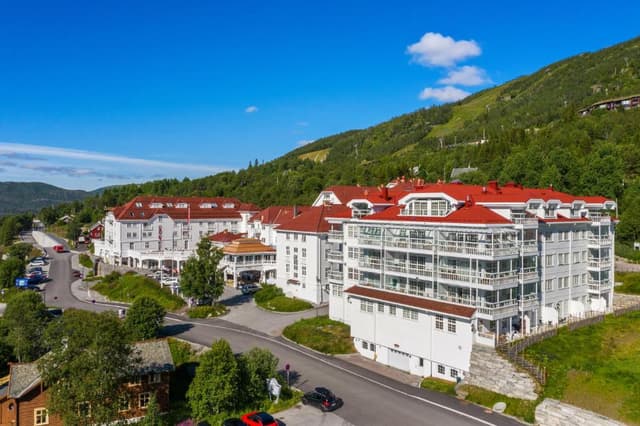 Geilo Ski Holidays - Heidi - Let's Go