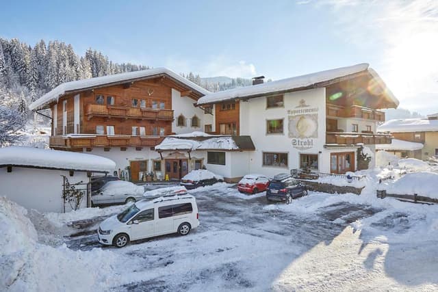 Hopfgarten Ski Resort & Holidays 2026/2027 | Hopfgarten Austria Skiing ...